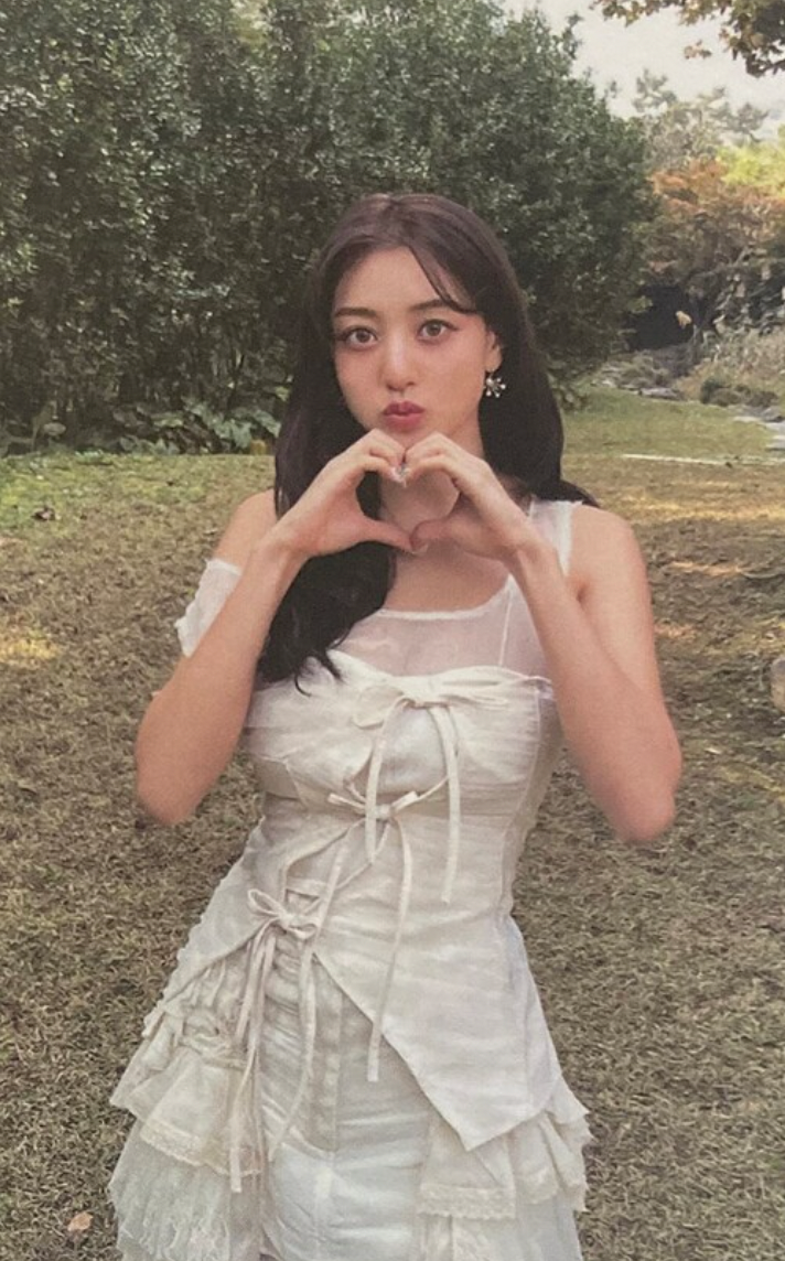 TWICE Official With-You POB Photocards – Kpop Omo