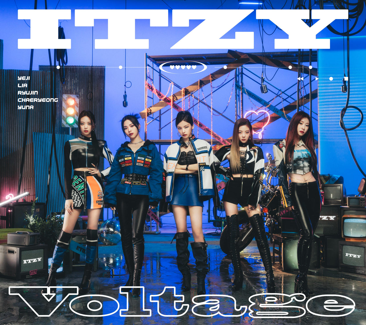 ITZY - 1st Japanese Album "Voltage" – Kpop Omo